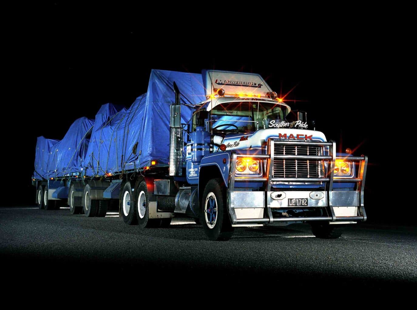Looking back classic pix - TruckArchive