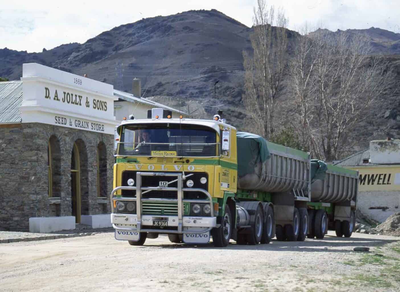 Looking back - Cromtrans - TruckArchive